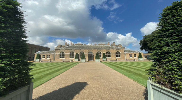 Presentation from ZANE – Zimbabwe: A Country in Crisis – Holkham Hall ...